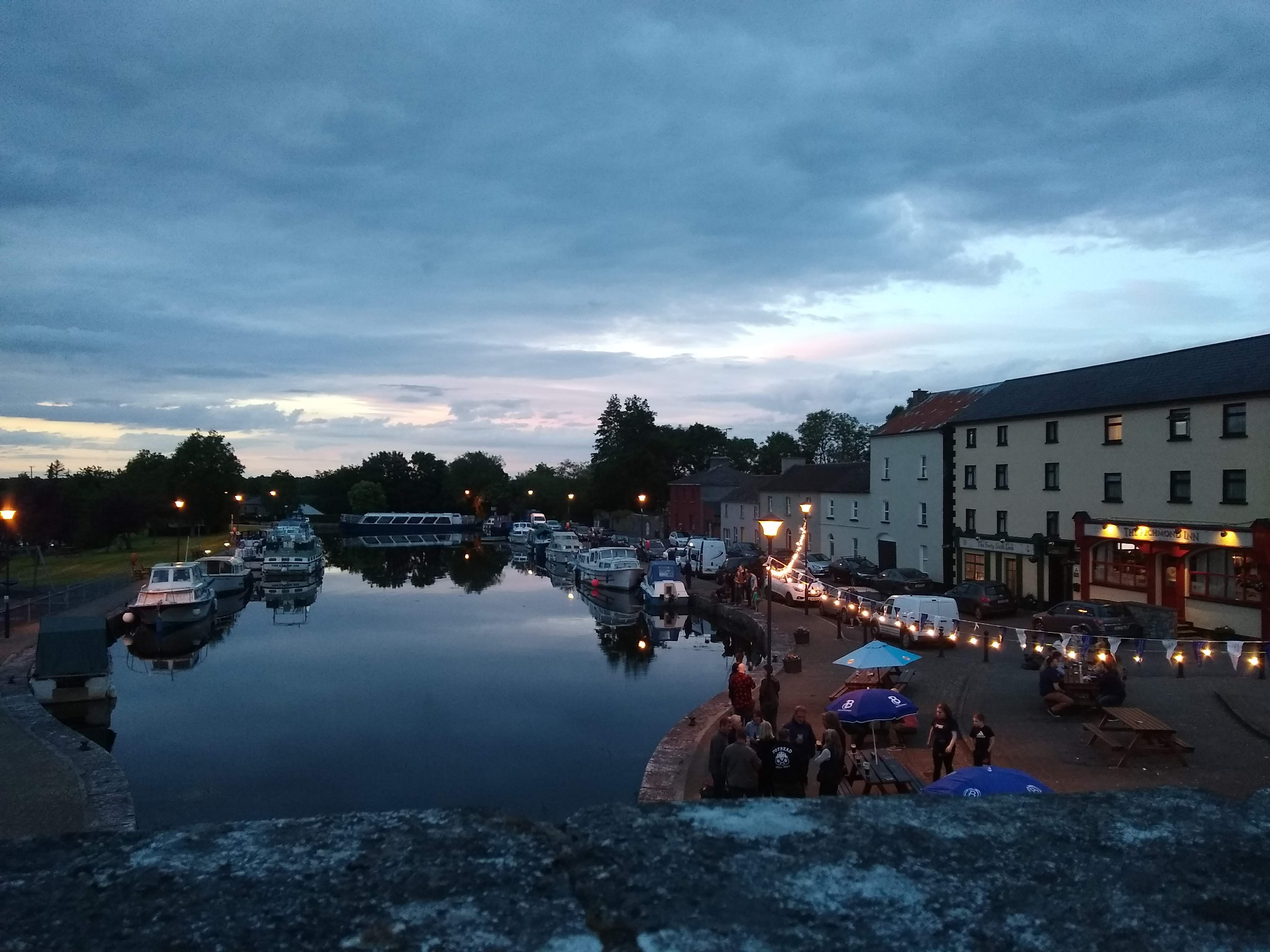 Royal Canal Runner – Exploring the Banks of Ireland's Historic Canals